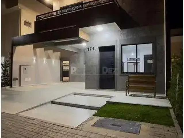 Casa / Sobrado em Condomínio para Venda em Ponta Grossa/PR Cará cará 4 Quartos