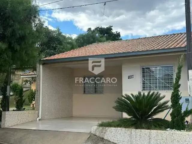 Casa / Sobrado em Condomínio para Venda em Ponta Grossa/PR Colônia Dona LuÍza 3 Quartos
