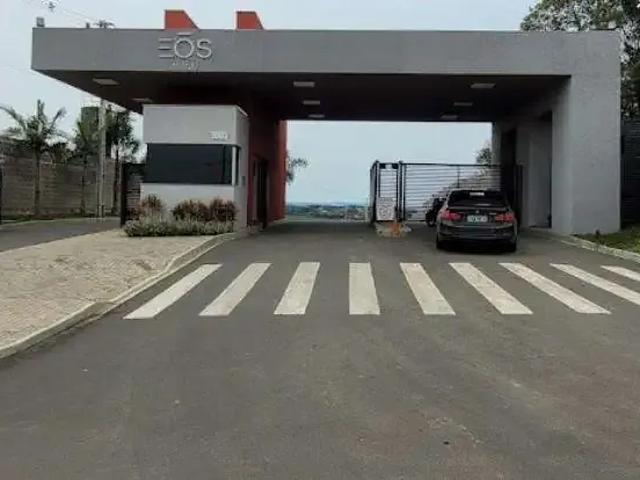 Casa / Sobrado em Condomínio para Venda em Ponta Grossa/PR Contorno