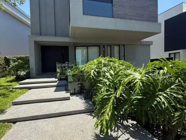 Casa / Sobrado em Condomínio para Venda em Ponta Grossa/PR Estrela 4 Quartos