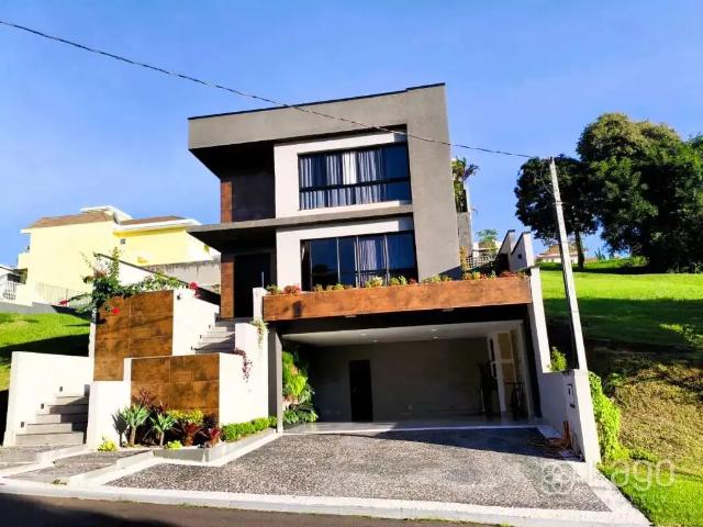 Casa / Sobrado em Condomínio para Venda em Ponta Grossa/PR Jardim Carvalho 4 Quartos