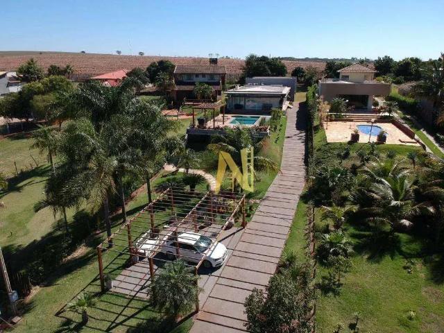 Casa / Sobrado em Condomínio para Venda em Porecatu/PR Zona Rural 4 Quartos