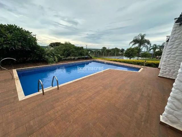 Casa / Sobrado em Condomínio para Venda em Porecatu/PR Zona Rural 5 Quartos