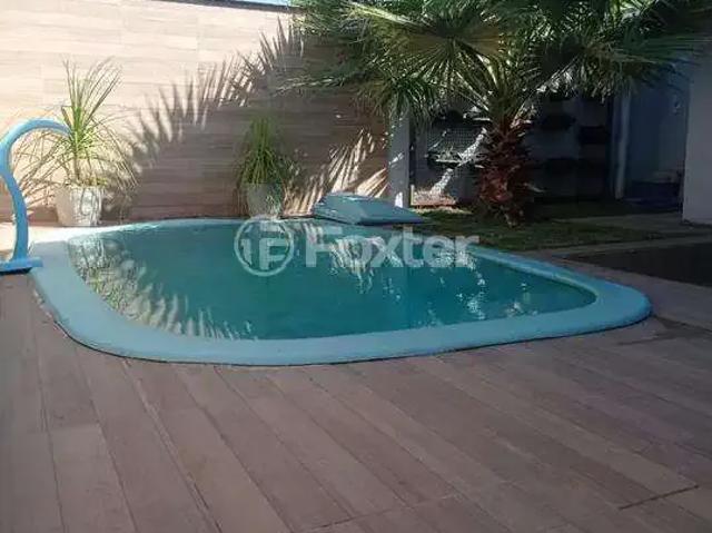 Casa / Sobrado em Condomínio para Venda em Porto Alegre/RS Mário Quintana 3 Quartos