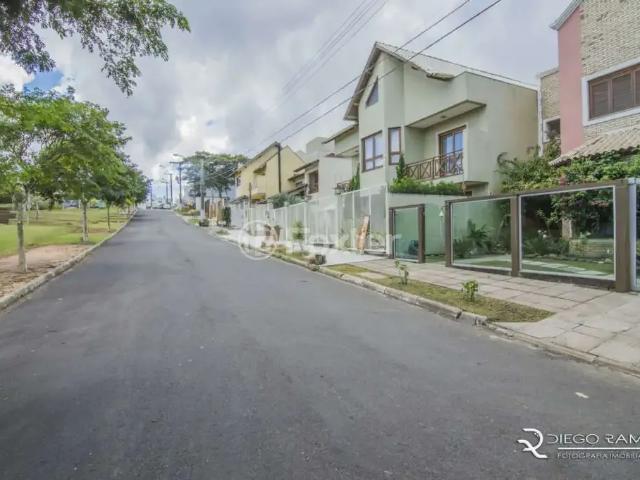 Casa / Sobrado em Condomínio para Venda em Porto Alegre/RS Mário Quintana 4 Quartos