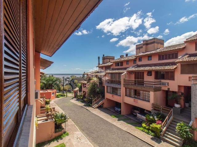 Casa / Sobrado em Condomínio para Venda em Porto Alegre/RS Menino Deus 3 Quartos
