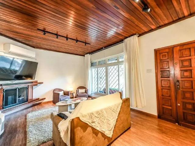 Casa / Sobrado em Condomínio para Venda em Porto Alegre/RS Menino Deus 4 Quartos