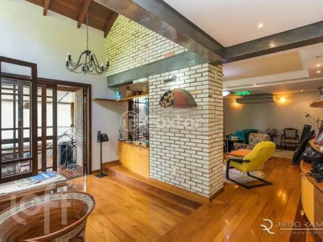 Casa / Sobrado em Condomínio para Venda em Porto Alegre/RS Nonoai 4 Quartos