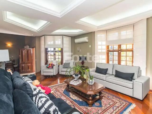 Casa / Sobrado em Condomínio para Venda em Porto Alegre/RS Nonoai 4 Quartos