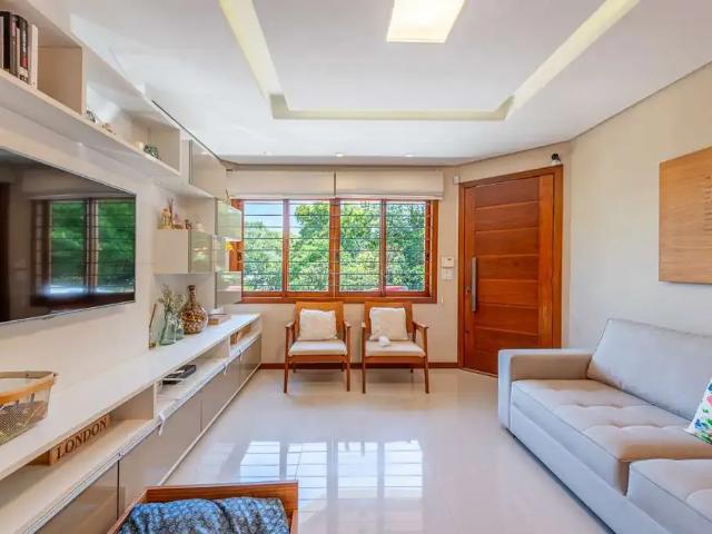 Casa / Sobrado em Condomínio para Venda em Porto Alegre/RS Nonoai 3 Quartos