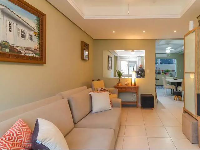 Casa / Sobrado em Condomínio para Venda em Porto Alegre/RS Nonoai 3 Quartos
