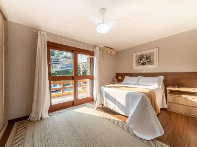 Casa / Sobrado em Condomínio para Venda em Porto Alegre/RS Nonoai 3 Quartos
