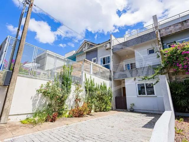 Casa / Sobrado em Condomínio para Venda em Porto Alegre/RS Alto Petrópolis 2 Quartos