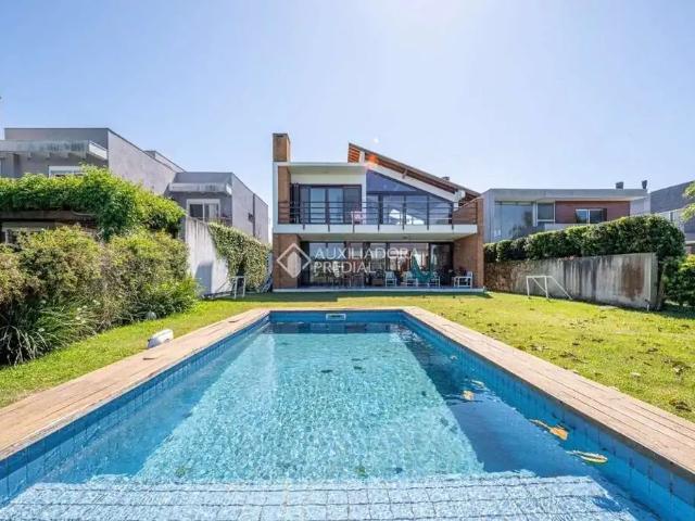 Casa / Sobrado em Condomínio para Venda em Porto Alegre/RS Belém Novo 4 Quartos