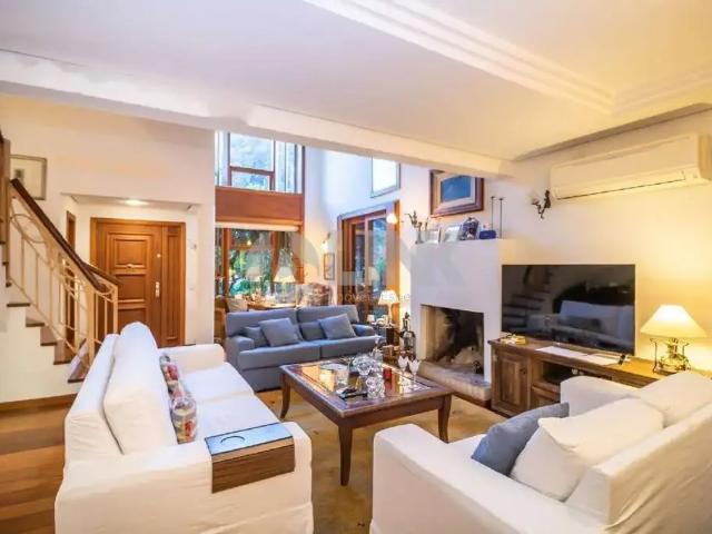 Casa / Sobrado em Condomínio para Venda em Porto Alegre/RS Boa Vista 4 Quartos