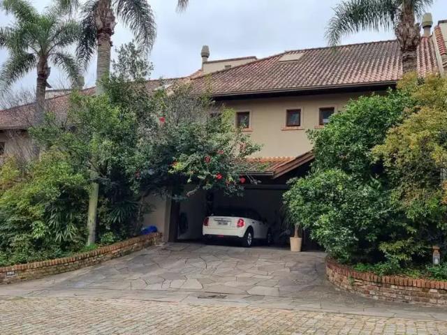 Casa / Sobrado em Condomínio para Venda em Porto Alegre/RS Boa Vista 4 Quartos