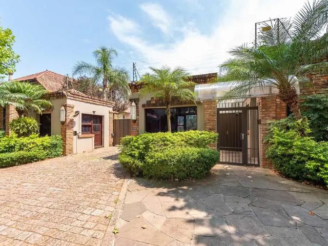 Casa / Sobrado em Condomínio para Venda em Porto Alegre/RS Boa Vista 4 Quartos