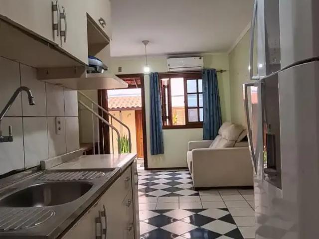 Casa / Sobrado em Condomínio para Venda em Porto Alegre/RS Camaquã 2 Quartos