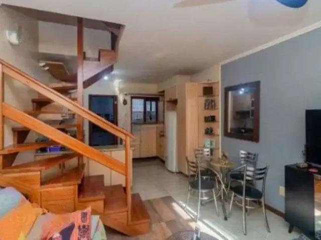 Casa / Sobrado em Condomínio para Venda em Porto Alegre/RS Camaquã 3 Quartos
