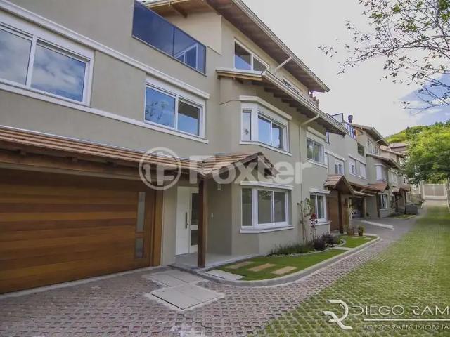 Casa / Sobrado em Condomínio para Venda em Porto Alegre/RS Camaquã 3 Quartos