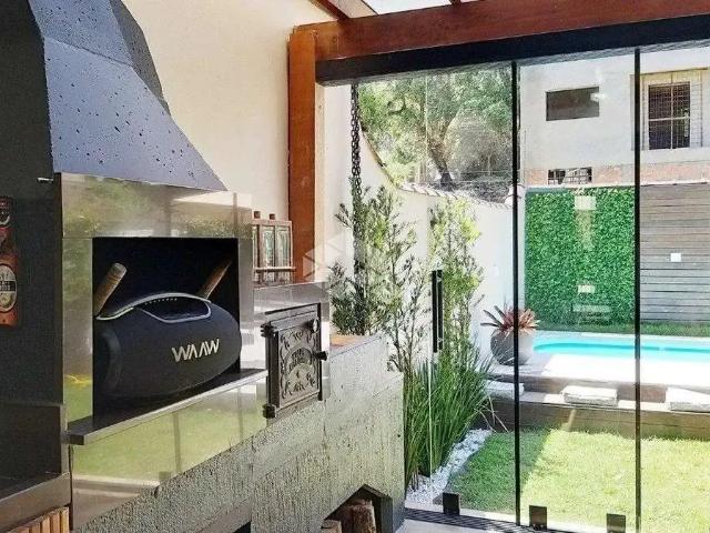 Casa / Sobrado em Condomínio para Venda em Porto Alegre/RS Campo Novo 3 Quartos