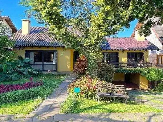 Casa / Sobrado em Condomínio para Venda em Porto Alegre/RS Cavalhada 4 Quartos
