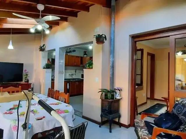 Casa / Sobrado em Condomínio para Venda em Porto Alegre/RS Cavalhada 4 Quartos