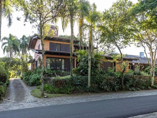 Casa / Sobrado em Condomínio para Venda em Porto Alegre/RS Cavalhada 4 Quartos