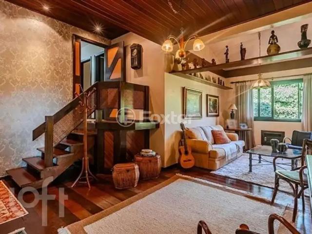 Casa / Sobrado em Condomínio para Venda em Porto Alegre/RS Cavalhada 4 Quartos