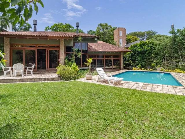 Casa / Sobrado em Condomínio para Venda em Porto Alegre/RS Cavalhada 4 Quartos