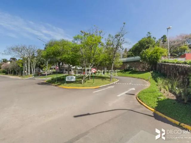 Casa / Sobrado em Condomínio para Venda em Porto Alegre/RS Cavalhada 5 Quartos