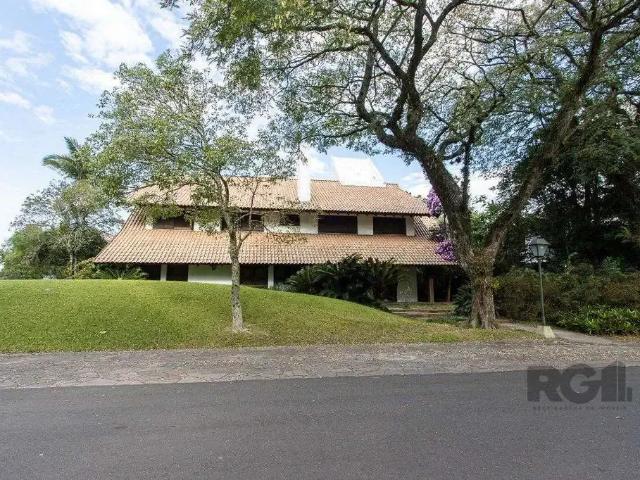Casa / Sobrado em Condomínio para Venda em Porto Alegre/RS Cavalhada 6 Quartos