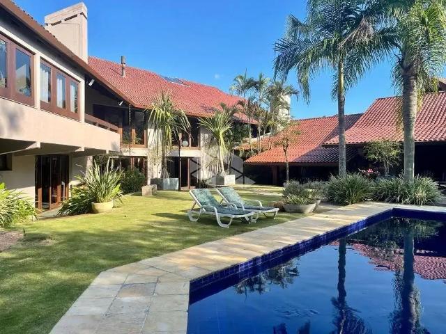 Casa / Sobrado em Condomínio para Venda em Porto Alegre/RS Cavalhada 7 Quartos