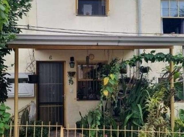 Casa / Sobrado em Condomínio para Venda em Porto Alegre/RS Cavalhada 2 Quartos