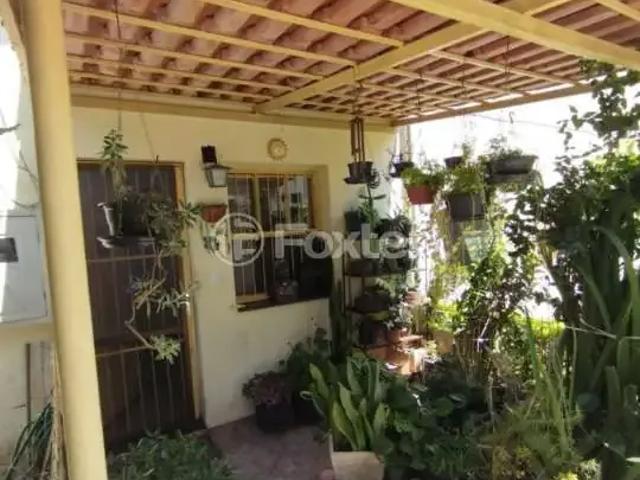 Casa / Sobrado em Condomínio para Venda em Porto Alegre/RS Cavalhada 2 Quartos