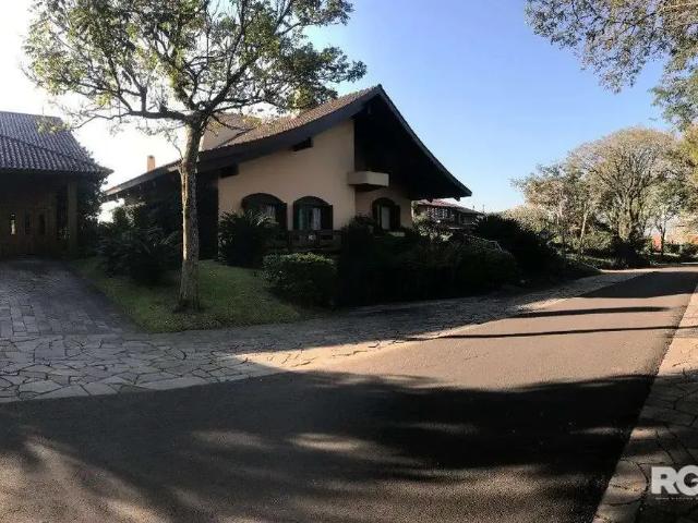 Casa / Sobrado em Condomínio para Venda em Porto Alegre/RS Cavalhada 3 Quartos