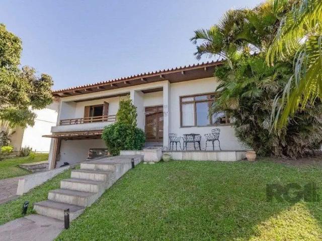 Casa / Sobrado em Condomínio para Venda em Porto Alegre/RS Cavalhada 3 Quartos