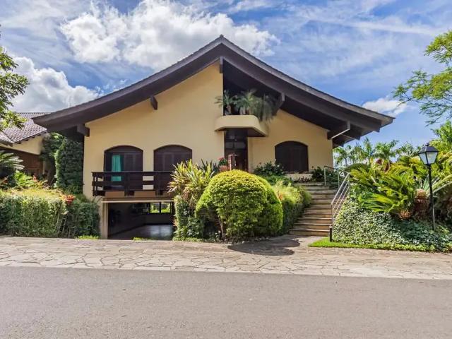Casa / Sobrado em Condomínio para Venda em Porto Alegre/RS Cavalhada 3 Quartos