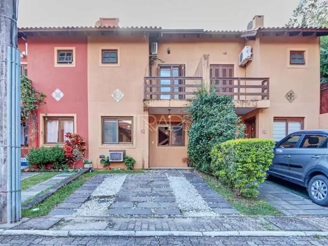 Casa / Sobrado em Condomínio para Venda em Porto Alegre/RS Cavalhada 3 Quartos