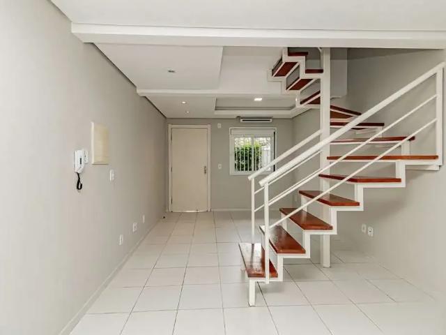Casa / Sobrado em Condomínio para Venda em Porto Alegre/RS Cavalhada 3 Quartos