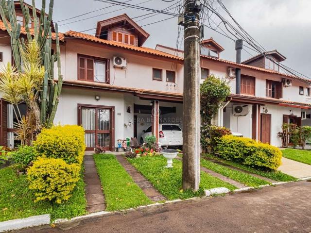 Casa / Sobrado em Condomínio para Venda em Porto Alegre/RS Cavalhada 3 Quartos