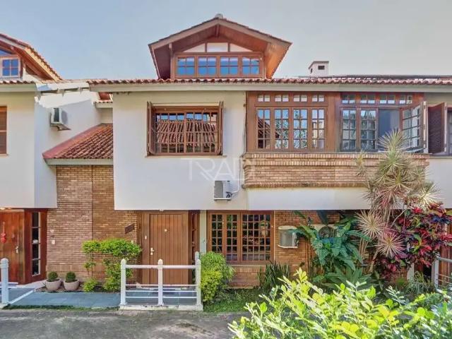Casa / Sobrado em Condomínio para Venda em Porto Alegre/RS Cavalhada 3 Quartos