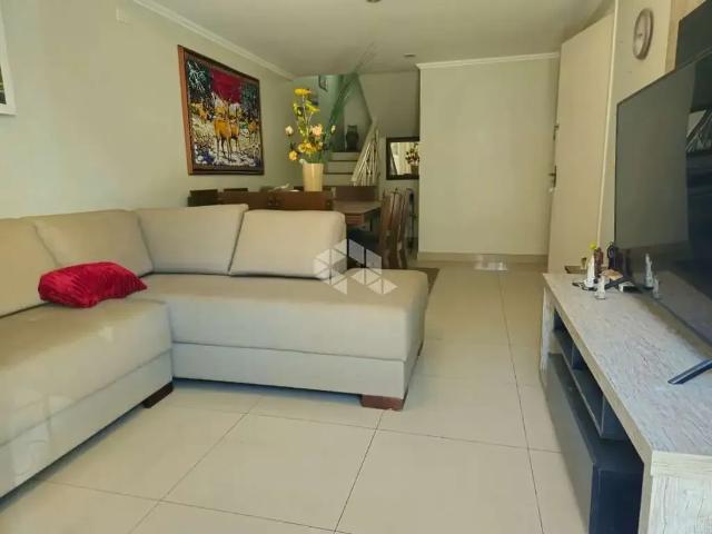 Casa / Sobrado em Condomínio para Venda em Porto Alegre/RS Cavalhada 3 Quartos