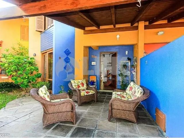 Casa / Sobrado em Condomínio para Venda em Porto Alegre/RS Cavalhada 3 Quartos