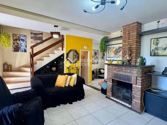 Casa / Sobrado em Condomínio para Venda em Porto Alegre/RS Cavalhada 3 Quartos