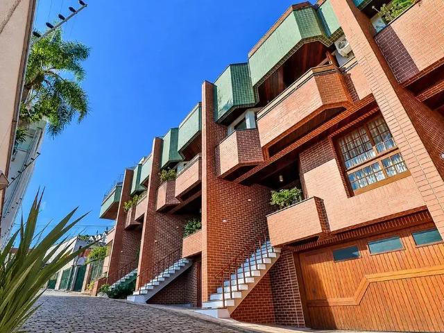Casa / Sobrado em Condomínio para Venda em Porto Alegre/RS Chácara das Pedras 4 Quartos
