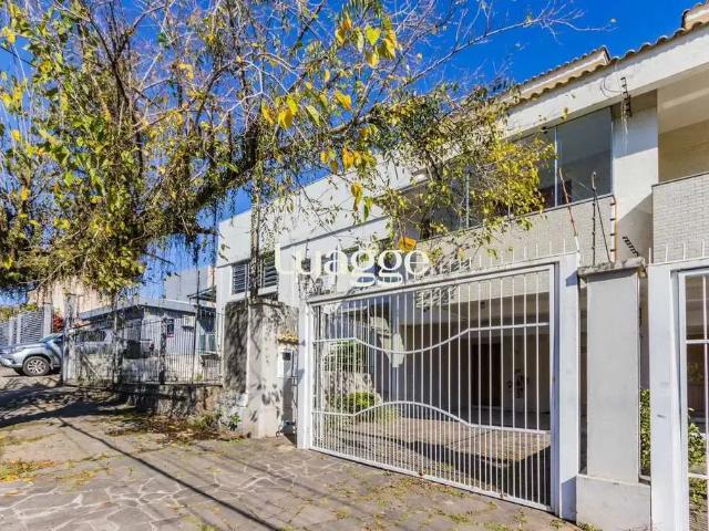 Casa / Sobrado em Condomínio para Venda em Porto Alegre/RS Chácara das Pedras 4 Quartos