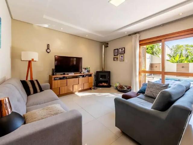 Casa / Sobrado em Condomínio para Venda em Porto Alegre/RS Chácara das Pedras 3 Quartos