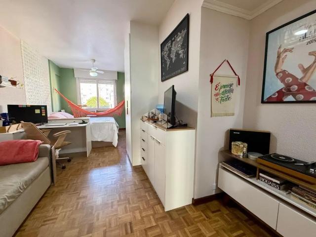 Casa / Sobrado em Condomínio para Venda em Porto Alegre/RS Cidade Baixa 1 Quartos