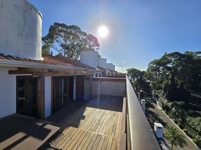 Casa / Sobrado em Condomínio para Venda em Porto Alegre/RS Cristal 4 Quartos